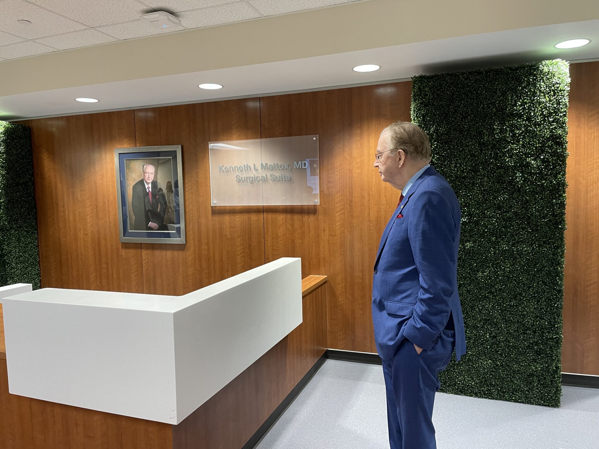 Foundation Trustee Dr. Kenneth Mattox Honored with Surgical Suites ...